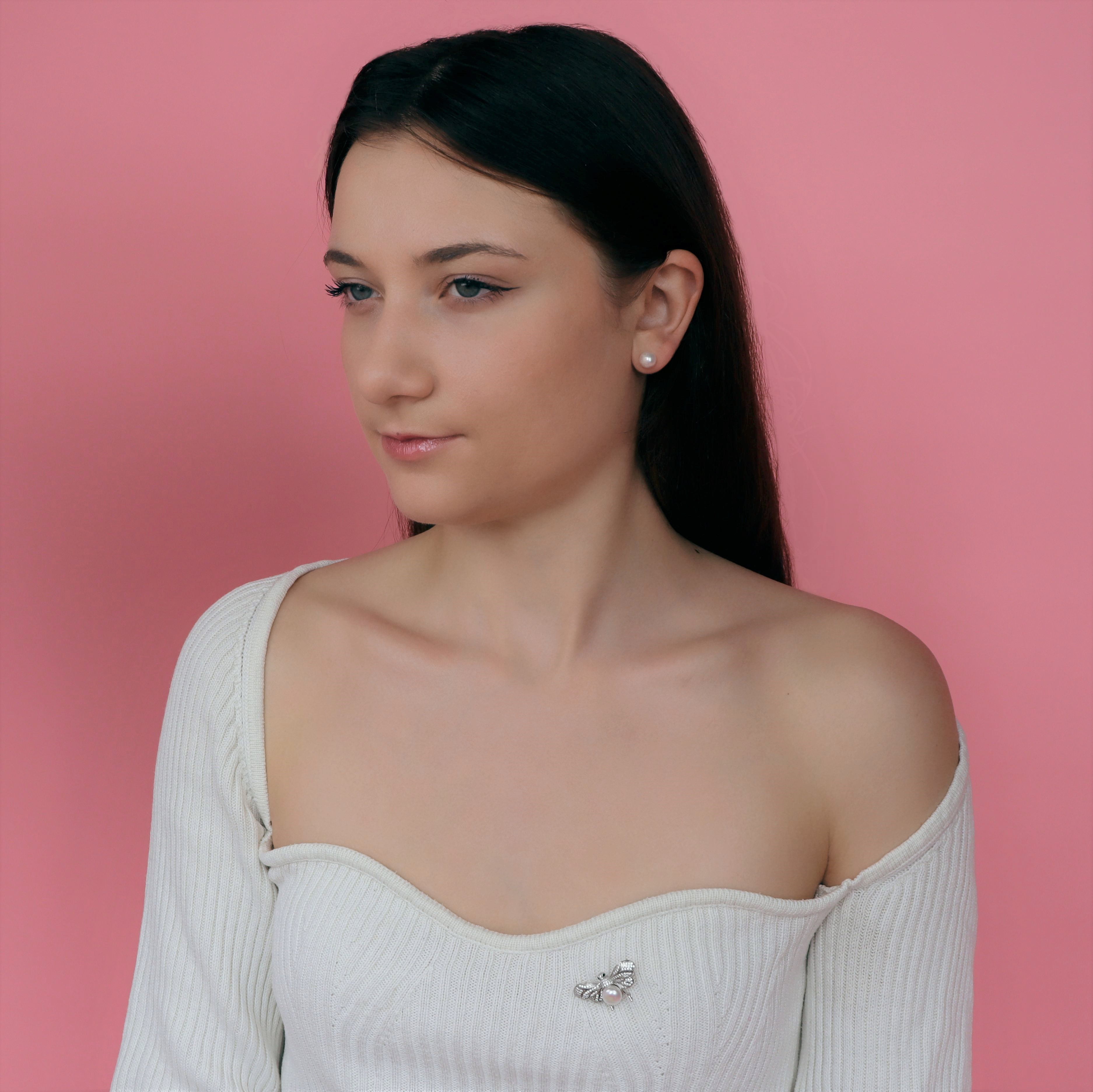 Сребърна брошка пчела SH1047W - Swan Pearls